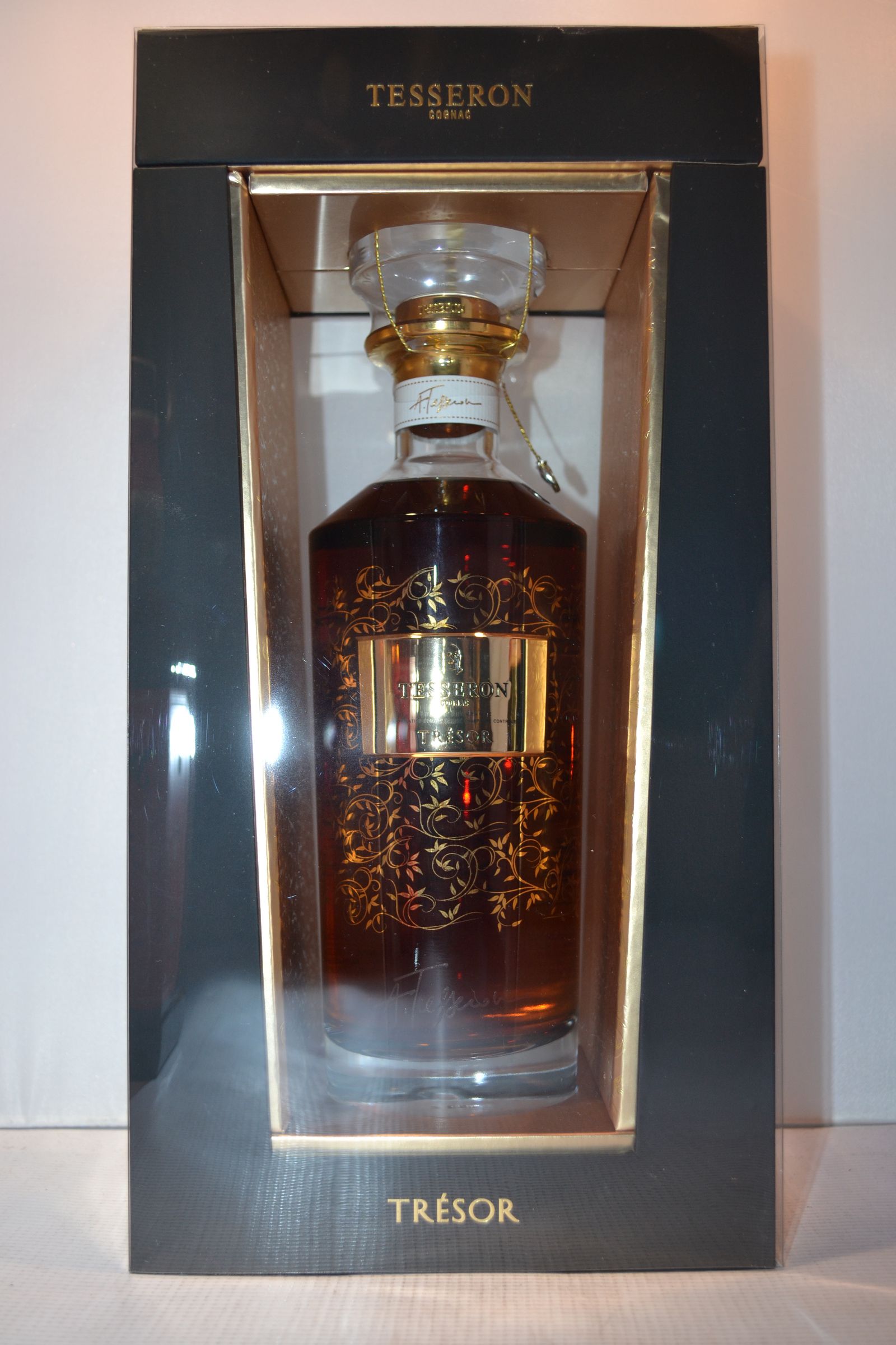 TESSERON TRESOR COGNAC XO GRAND CHAMPAGNE FRANCE 750ML – Remedy Liquor